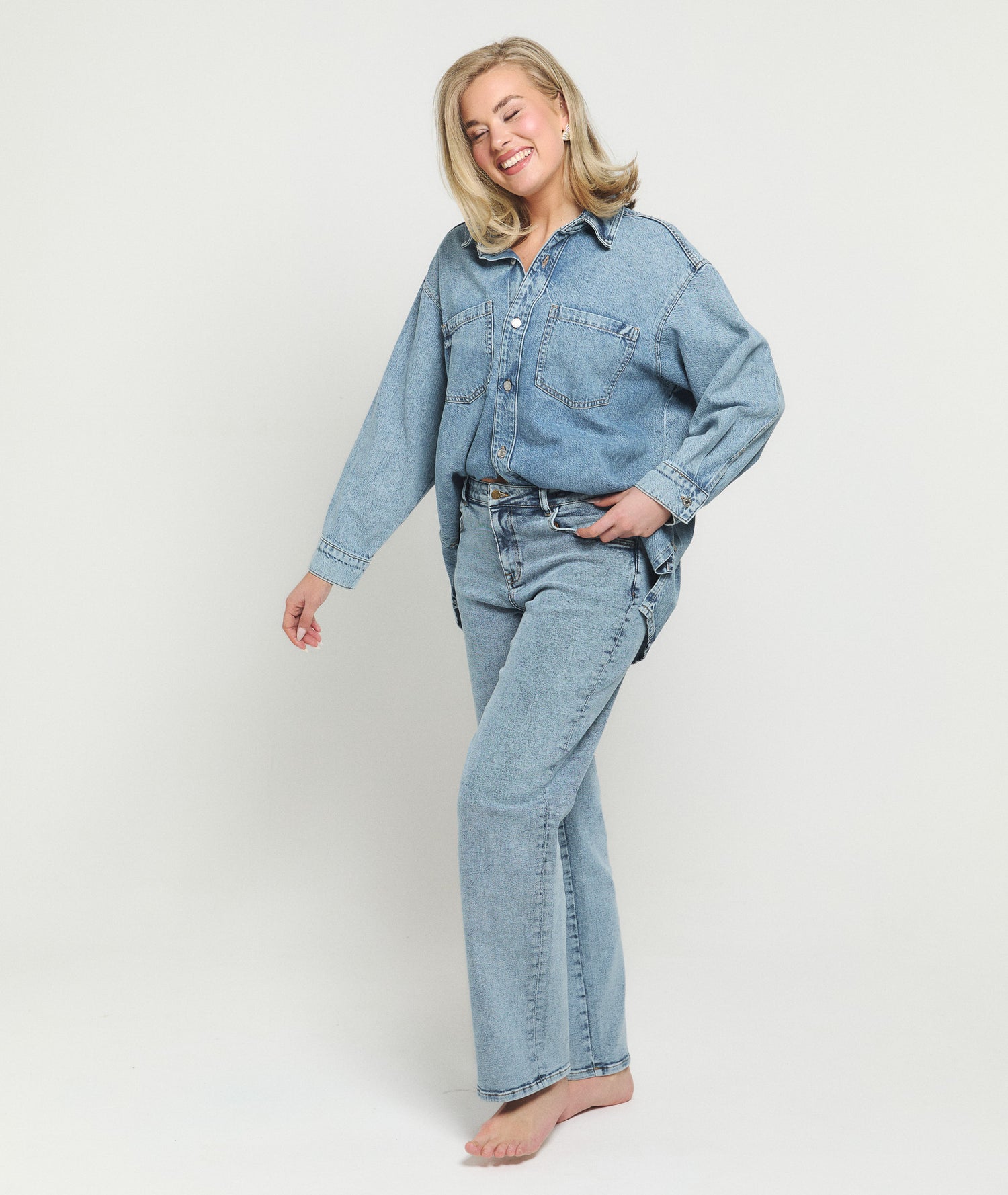 Ambela - Premium Denim & Feel-Good Clothing for Every Body