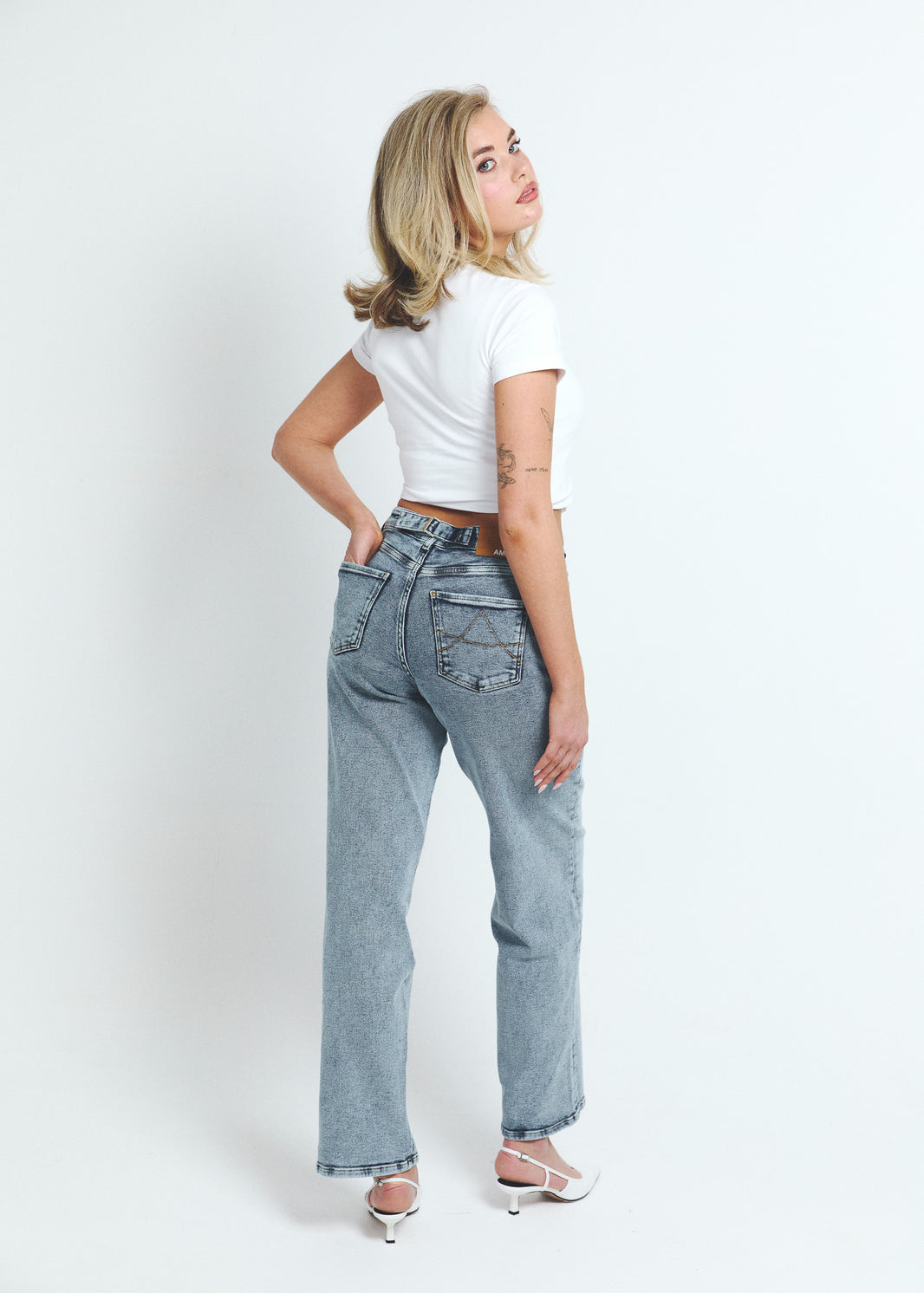 Ambela - Premium Denim & Feel-Good Clothing for Every Body